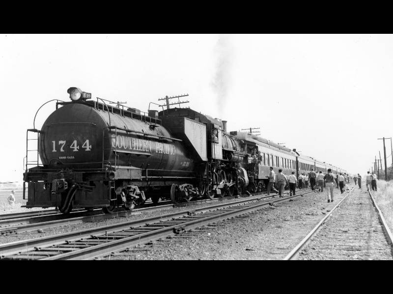 Southern Pacific 1744